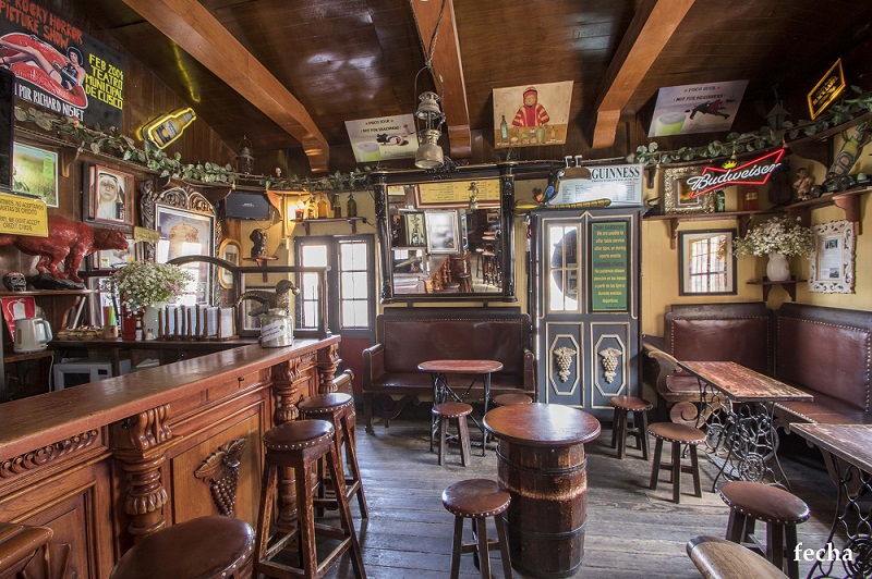Conoce la historia y los secretos del reconocido Paddys Irish Pub en el ...