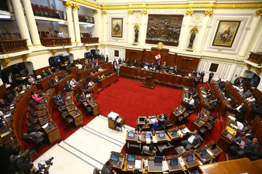 Congreso: pleno aprueba adelanto de elecciones para abril del 2024 « Cusco en Portada